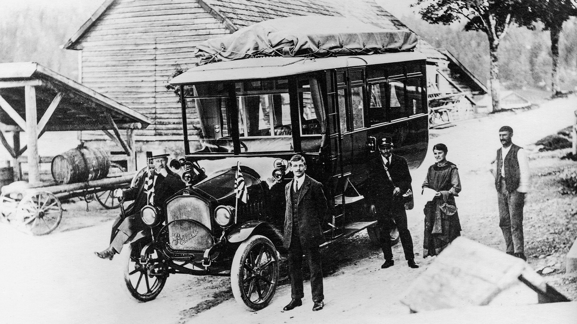 Vor 100 Jahren fuhr das erste Postauto